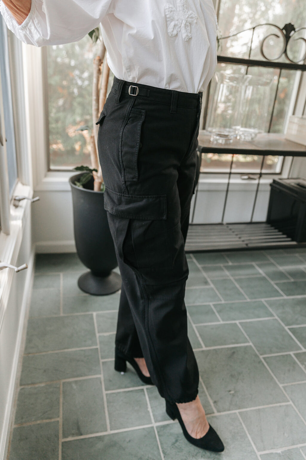 How To Style Black Pants - Seasons Embraced
