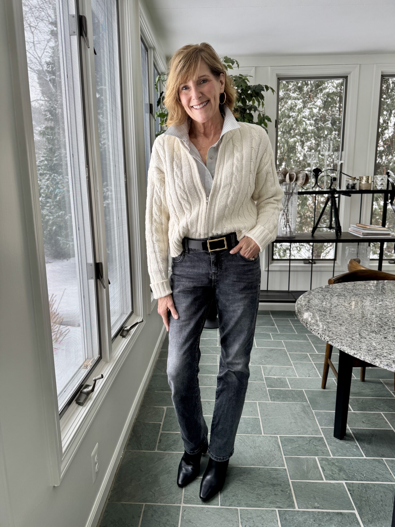 How To Style Gray Jeans - Seasons Embraced